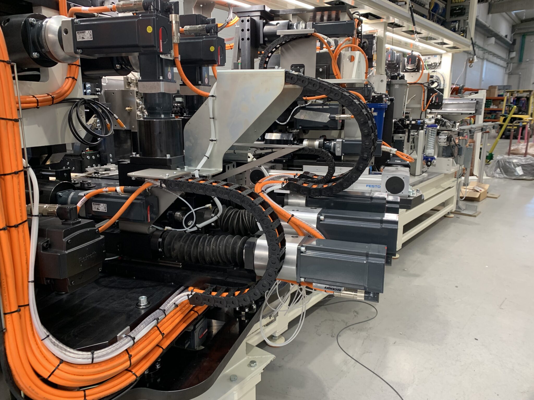 ¡Ahorra espacio y aumenta la vida útil de tus aplicaciones con cables ...